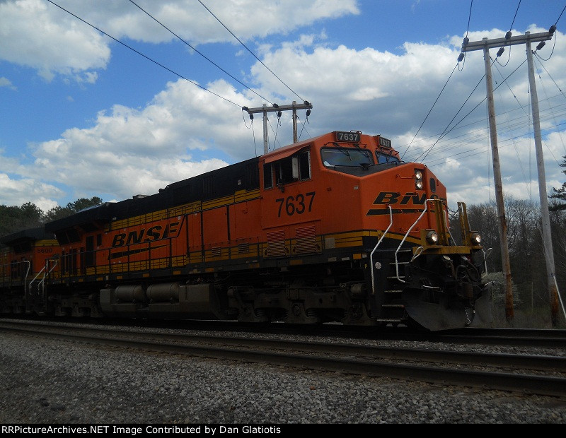BNSF 7637